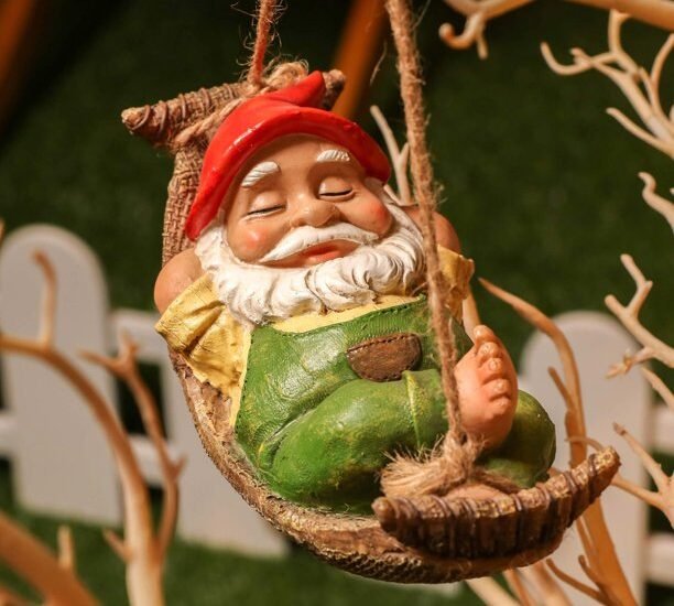 Gnome on Swing (Red Hat) | Swing Gnome - The Gnome Shop